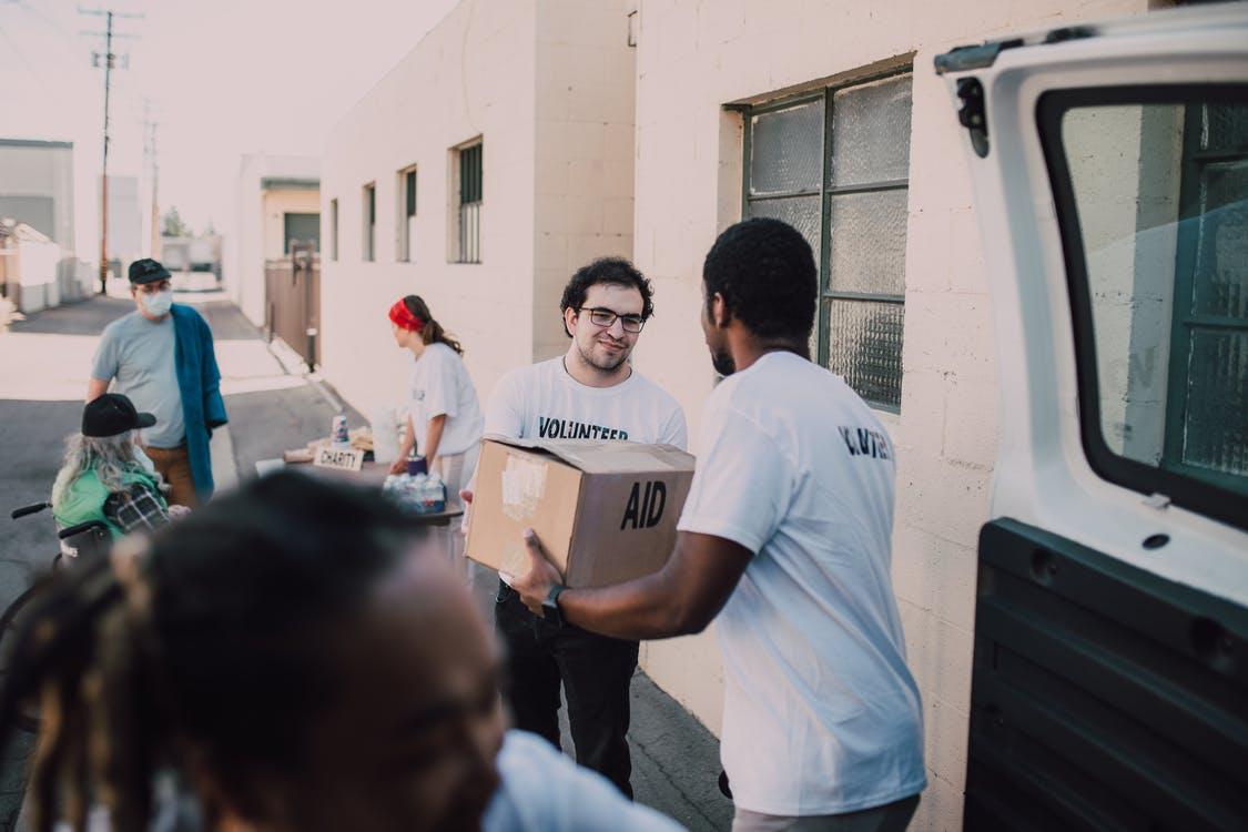 The Benefits of Business Giving Back to the Community - BB Product Reviews